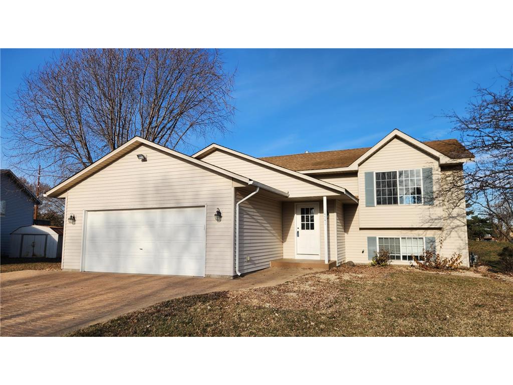 14541 Denver Court, Rosemount, MN, 55068 | MLS: 6633056 | Edina Realty