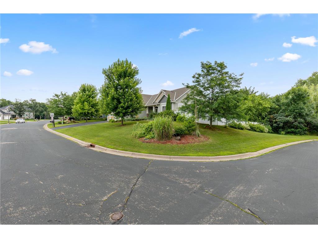 14716 Twin Ponds Curve, Savage, MN, 55378 | MLS: 6565949 | Edina Realty