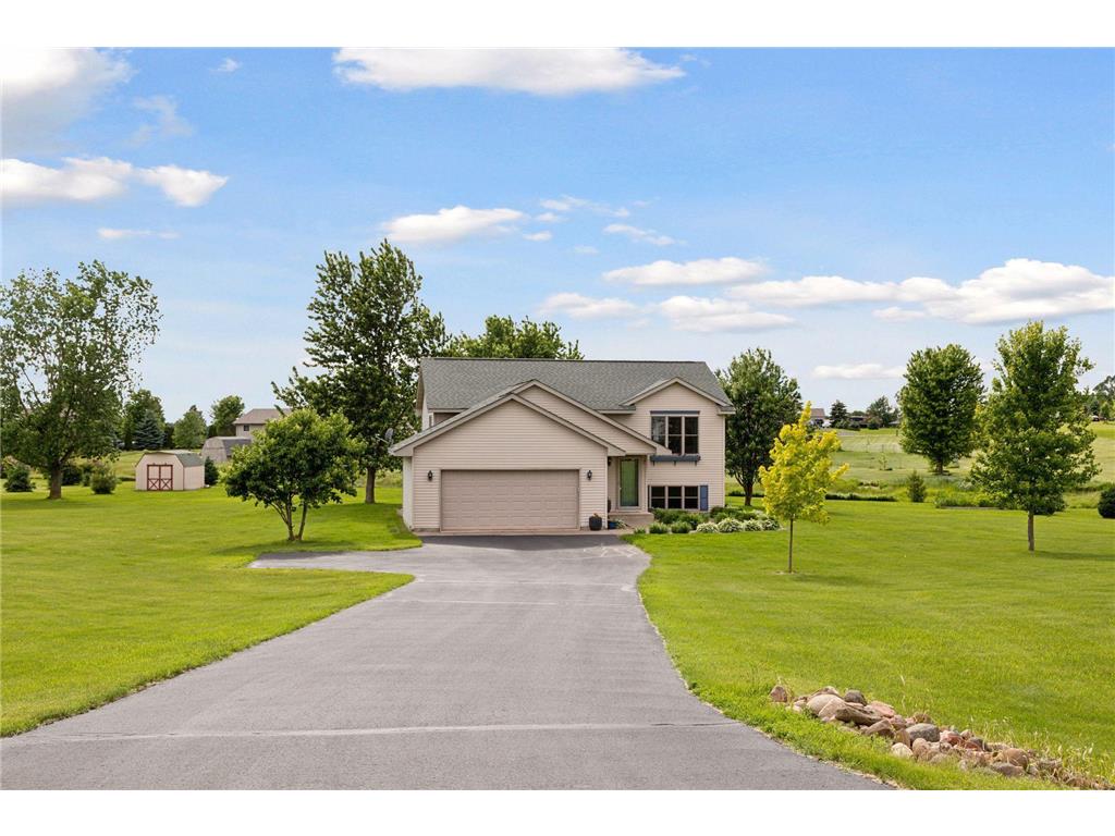 1476 142nd Street, New Richmond, WI, 54017 | MLS: 6509581 | Edina Realty