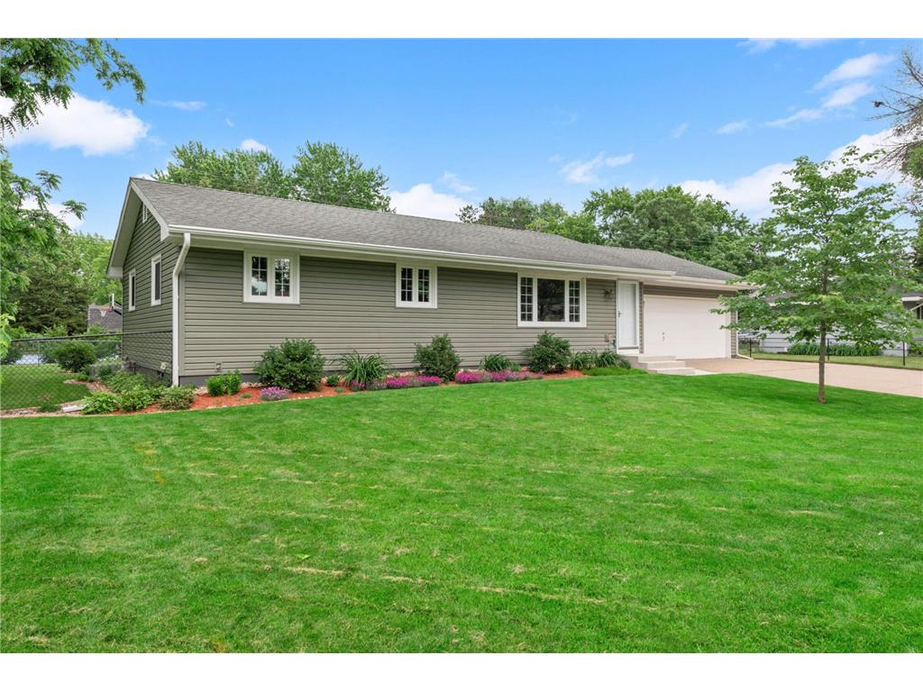 14775 Foxhill Avenue N, Hugo, MN, 55038 | MLS: 6553931 | Edina Realty