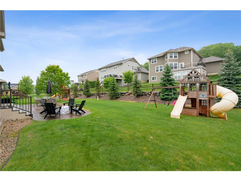 1482 Camden Ridge Drive, Chanhassen, MN, 55317 | MLS: 6760831 | Edina ...