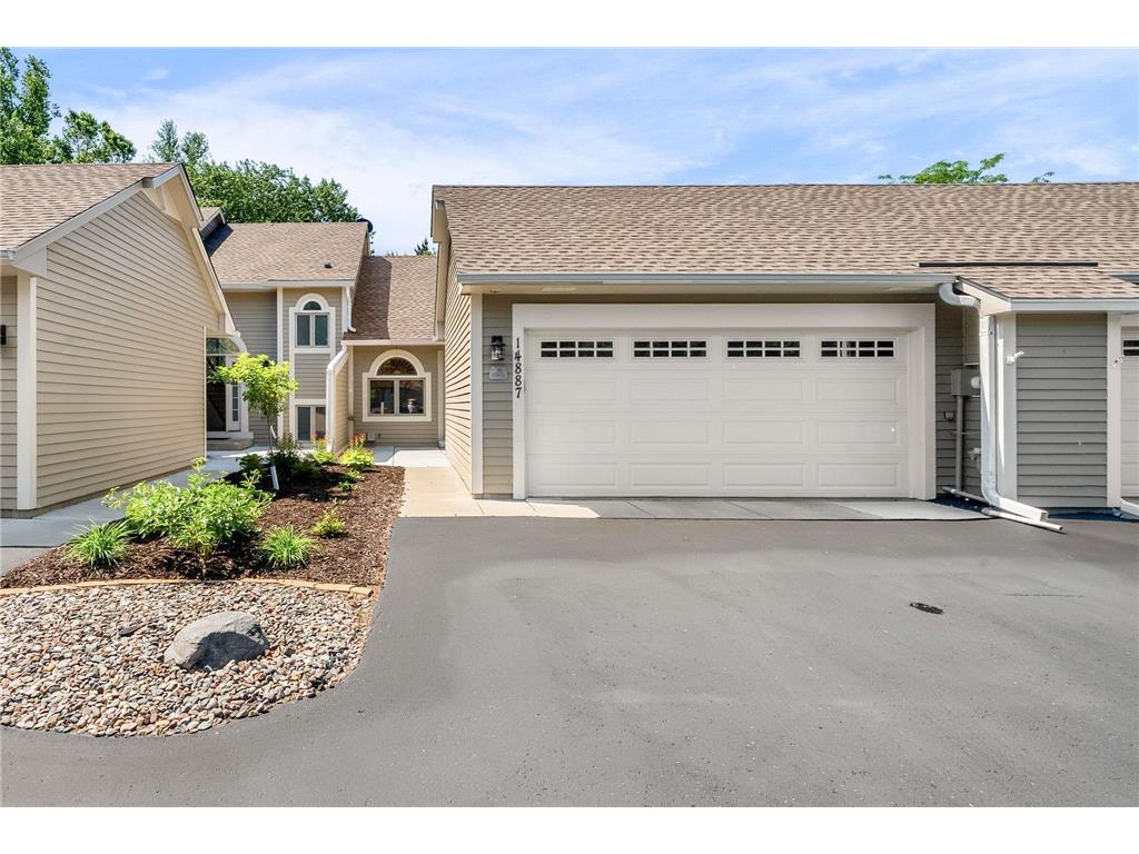 14887 45th Avenue N, Plymouth, MN, 55446 | MLS: 6766784 | Edina Realty