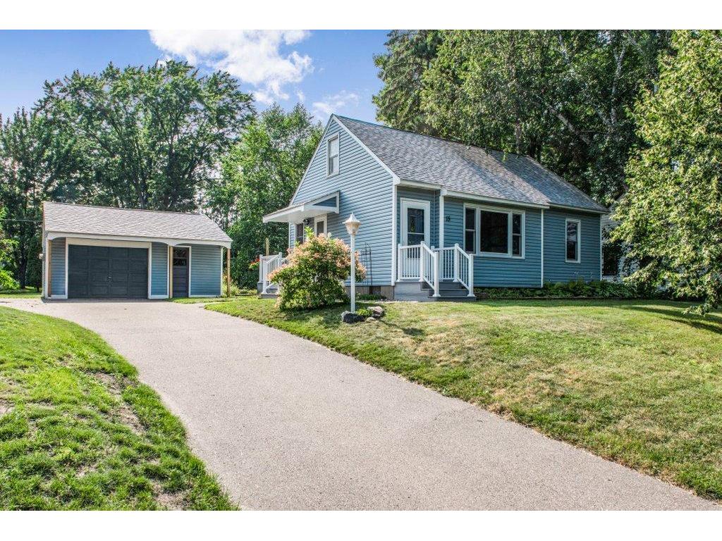 15 Circle Drive, Circle Pines, MN, 55014 | MLS: 6576431 | Edina Realty