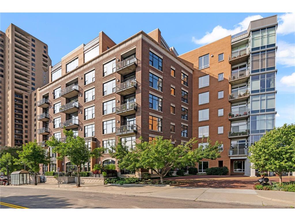 150 2nd Street NE #B613, Minneapolis, MN, 55413 | MLS: 6506891 | Edina Realty