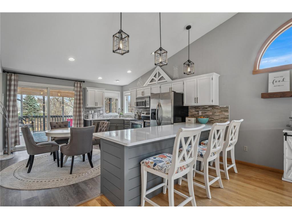 150 Pondview Drive, Loretto, MN, 55357 | MLS: 6524053 | Edina Realty