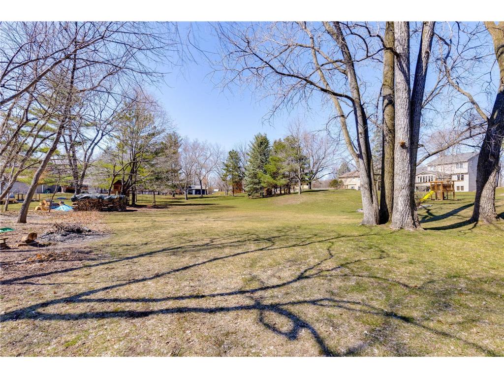 15044 Woodhill Trail, Eden Prairie, MN, 55346 | MLS: 6511550 | Edina Realty