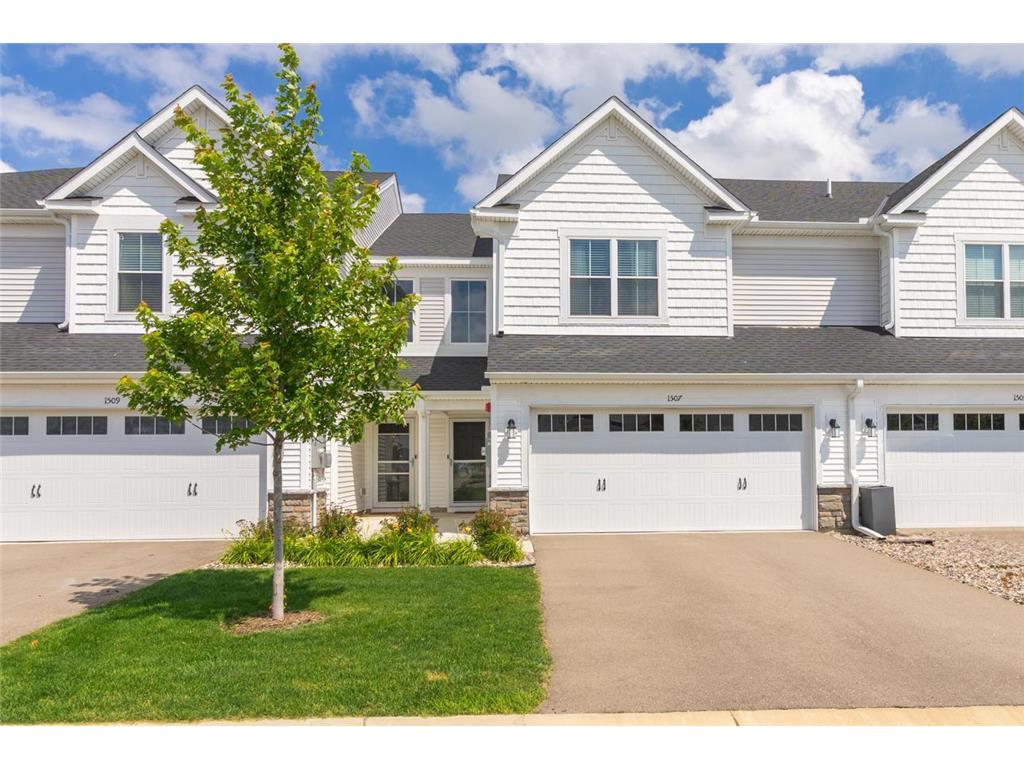 1507 Gable Drive, Carver, MN, 55315 | MLS: 6758865 | Edina Realty