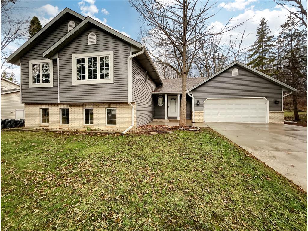 1515 Currie Street N, Maplewood, MN, 55119 | MLS: 6518566 | Edina Realty