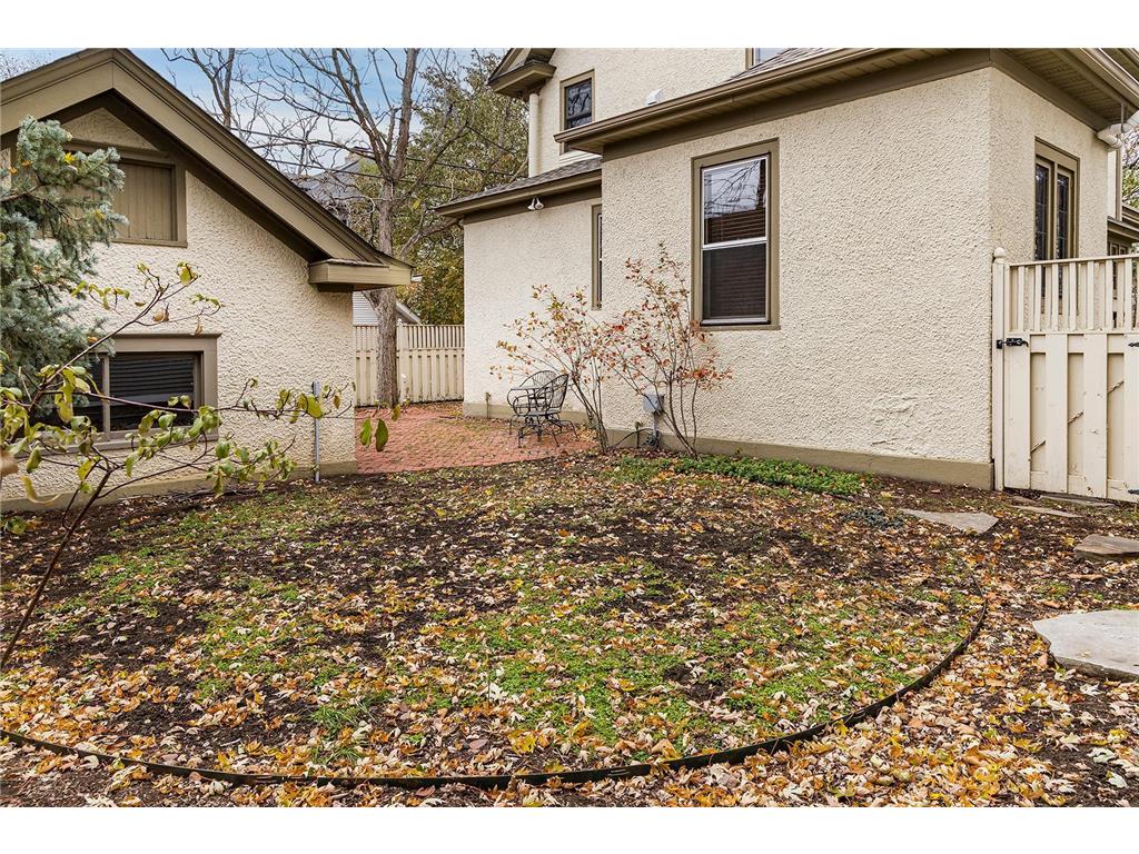 1516 W 27th Street, Minneapolis, MN, 55408 | MLS: 6510475 | Edina Realty