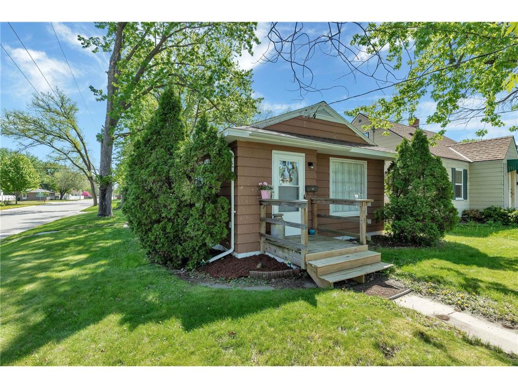 152 30th Avenue N, Saint Cloud, MN, 56303 | MLS: 6533289 | Edina Realty