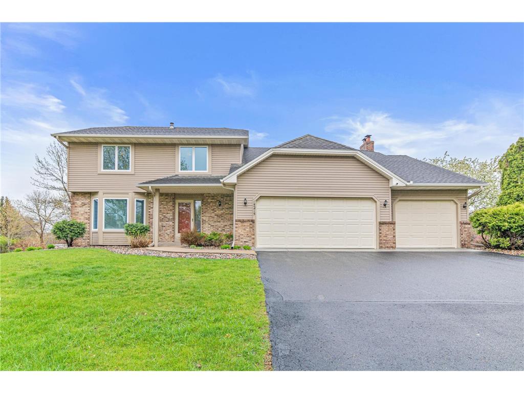 15215 47th Avenue N, Plymouth, MN, 55446 | MLS: 6530905 | Edina Realty