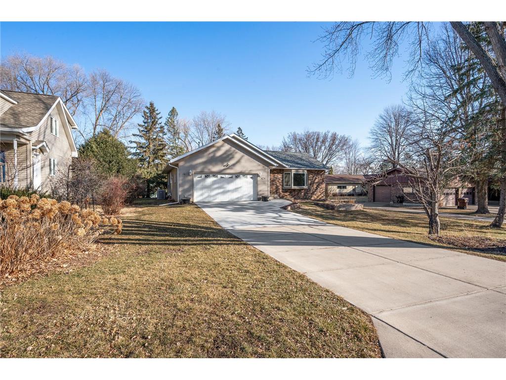 15240 63rd Street N, Oak Park Heights, MN, 55082 | MLS: 6501871 | Edina ...