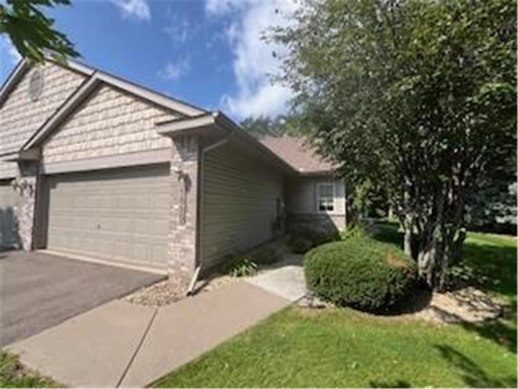 1525 Pine Pointe, White Bear Lake, MN, 55110 | MLS: 6783769 | Edina Realty