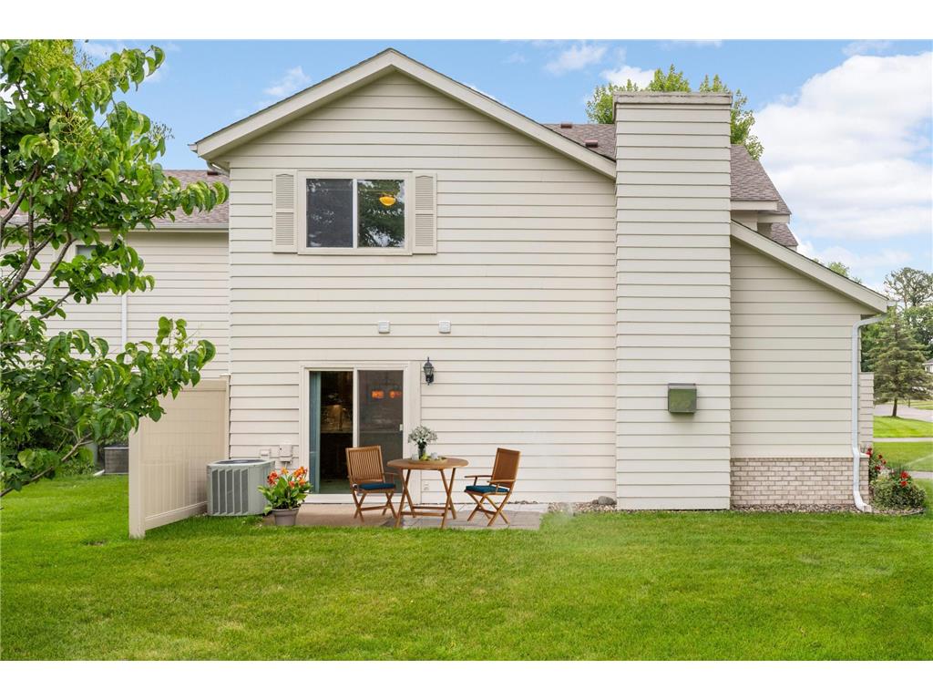 15264 Lesley Lane, Eden Prairie, MN, 55346 | MLS: 6720946 | Edina Realty