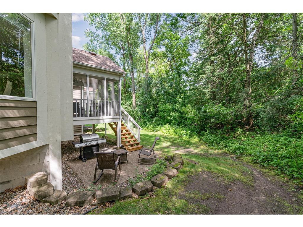 153 Wildwood Bay Drive, Mahtomedi, MN, 55115 | MLS: 6747127 | Edina Realty