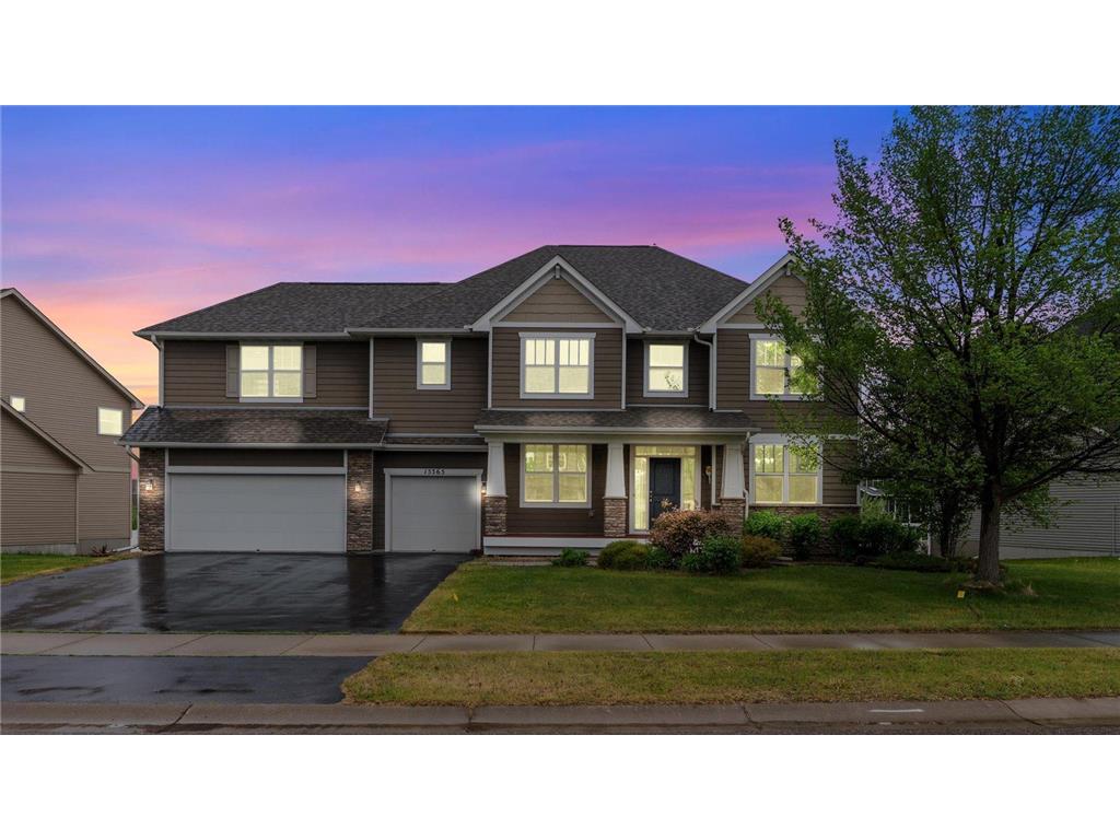 15365 Eagle Creek Way, Apple Valley, MN, 55124 | MLS: 6756023 | Edina ...