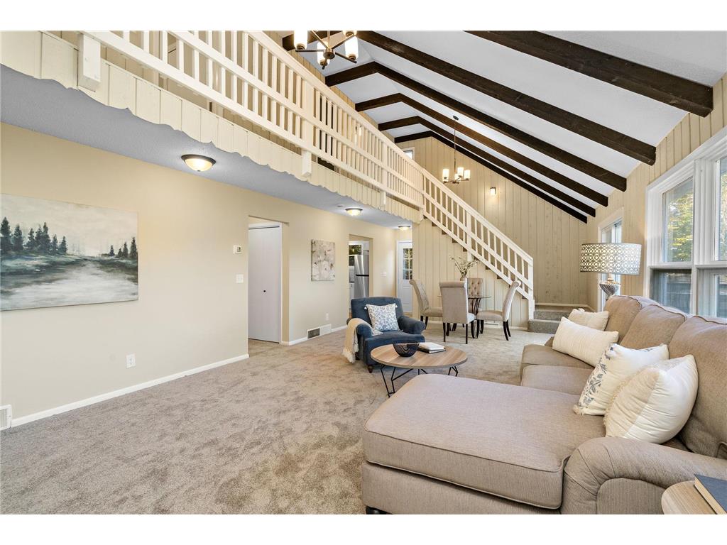 15391 Ravenna Trail, Ravenna Twp, MN, 55033 | MLS: 7012231 | Edina Realty
