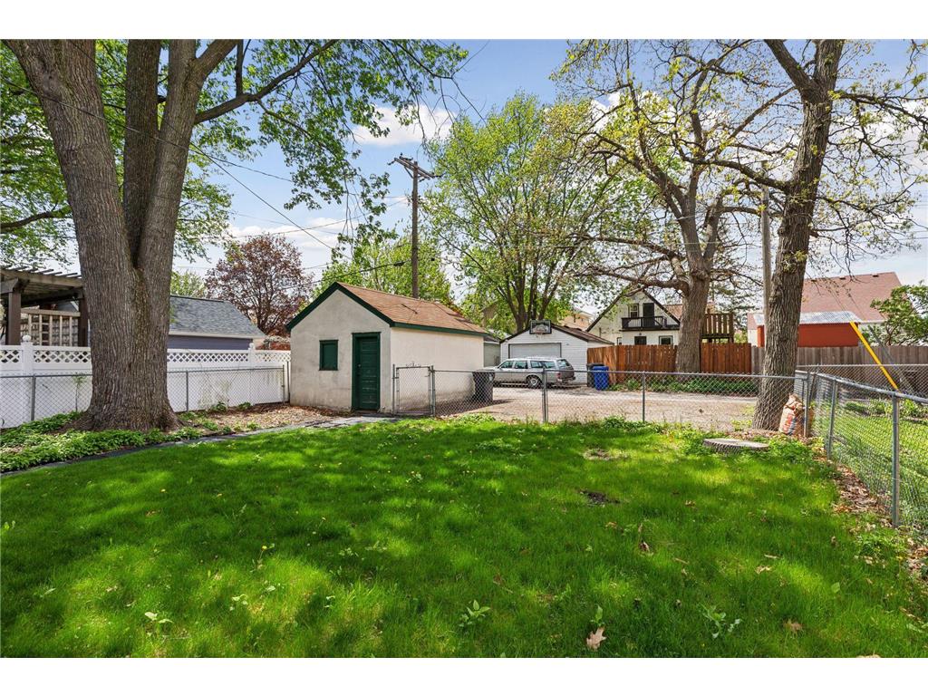 1543 Sheldon Street, Saint Paul, MN, 55108 | MLS: 6530109 | Edina Realty