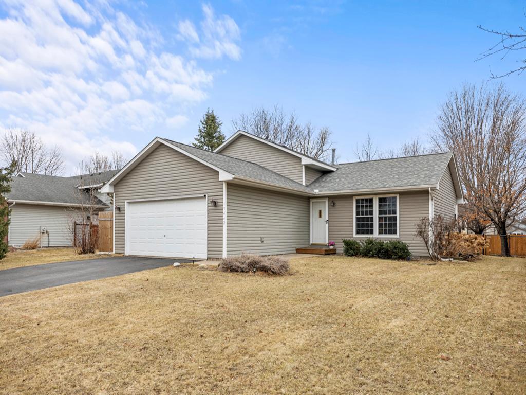 15442 Darling Path, Rosemount, MN, 55068 | MLS: 6677023 | Edina Realty