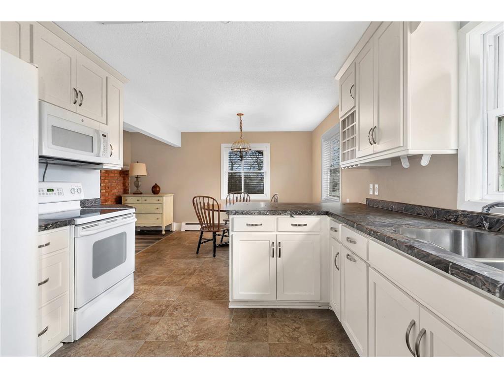 15455 Old Mill Road, New London Twp, MN, 56288 | MLS: 6637036 | Edina ...