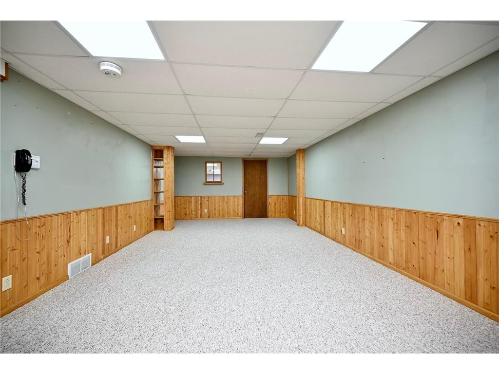 155 Nicholas Drive, Lewiston, MN, 55952 | MLS: 6707758 | Edina Realty