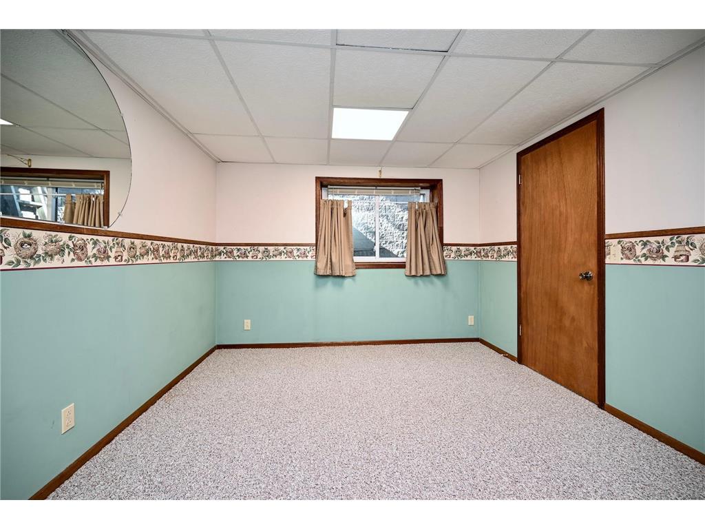 155 Nicholas Drive, Lewiston, MN, 55952 | MLS: 6707758 | Edina Realty