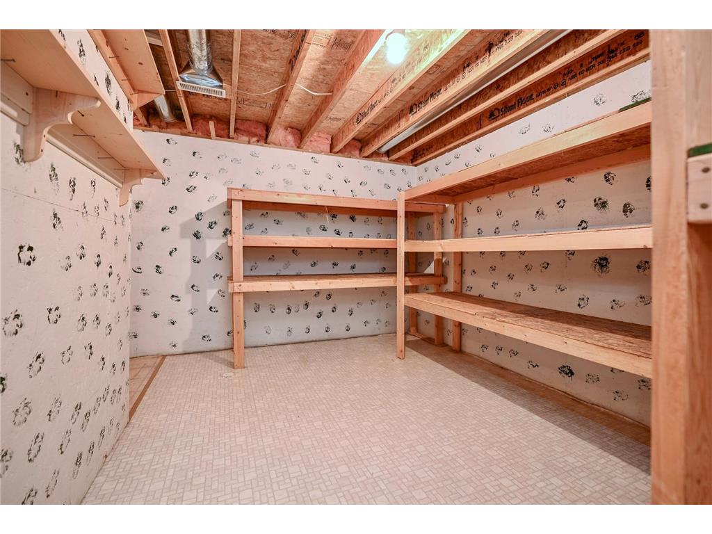 155 Nicholas Drive, Lewiston, MN, 55952 | MLS: 6707758 | Edina Realty