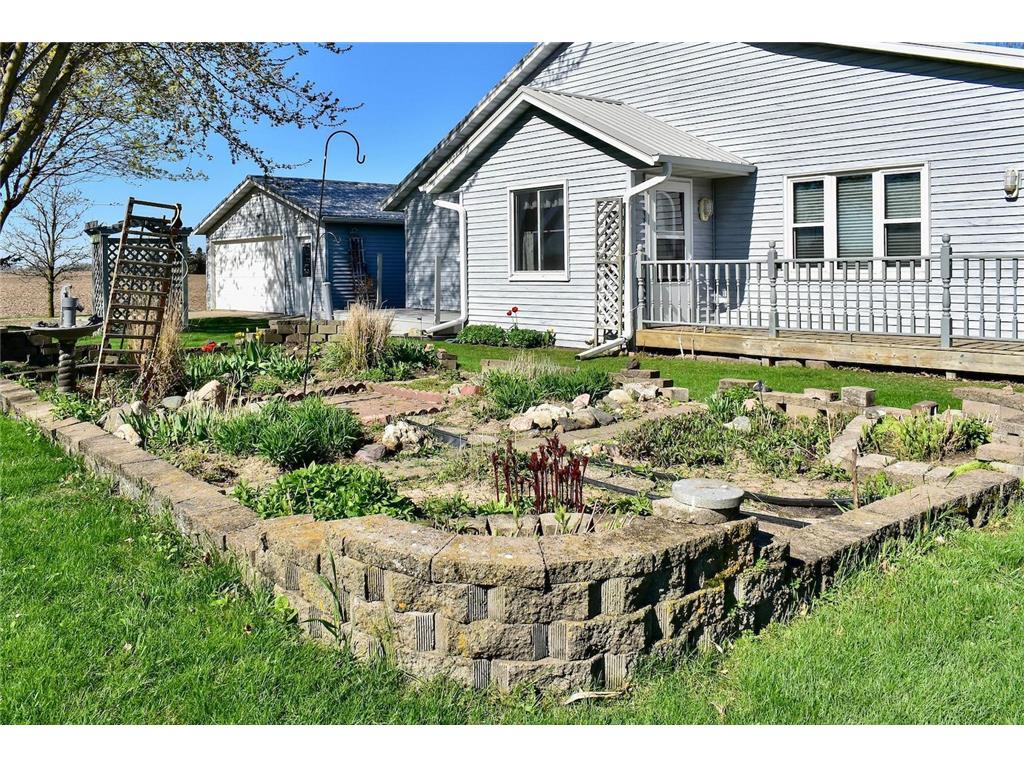 155 Nicholas Drive, Lewiston, MN, 55952 | MLS: 6707758 | Edina Realty