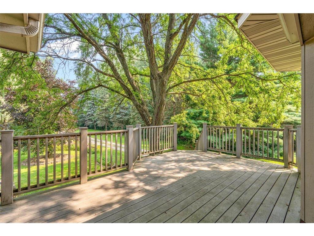 1554 Holly Drive E, Lino Lakes, MN, 55038 | MLS: 6761164 | Edina Realty