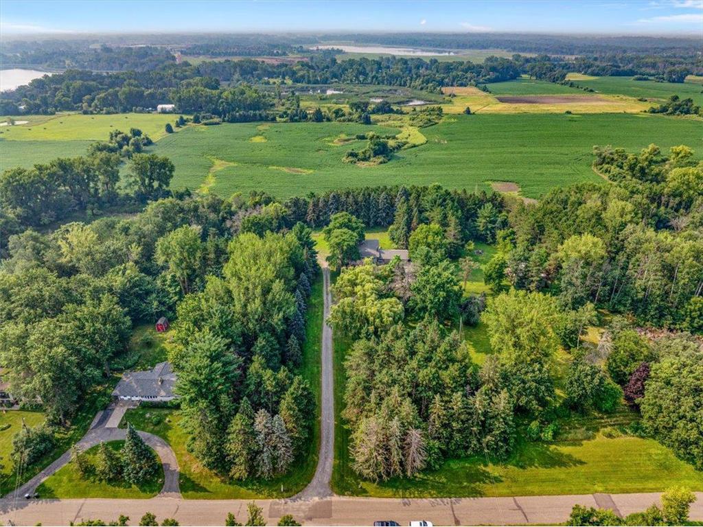 1554 Holly Drive E, Lino Lakes, MN, 55038 | MLS: 6761164 | Edina Realty