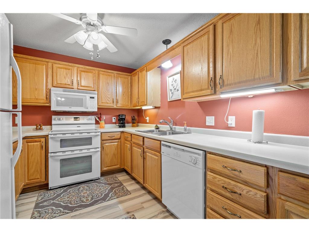 15550 Linnet Street NW #304, Andover, MN, 55304 | MLS: 6489043 | Edina ...