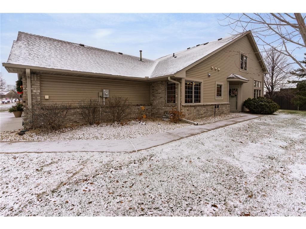 1559 Antler Point, Eagan, MN, 55122 | MLS: 6467443 | Edina Realty