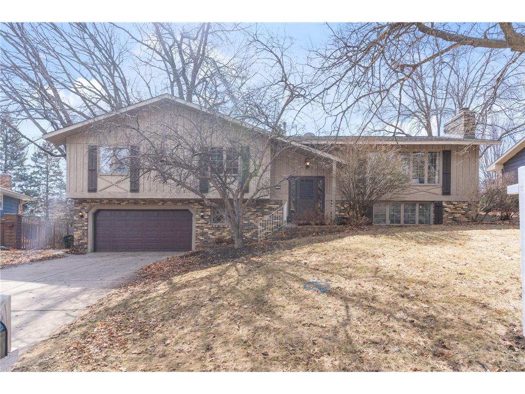 1560 Trollhagen Drive, Fridley, MN, 55421 | MLS: 6675132 | Edina Realty