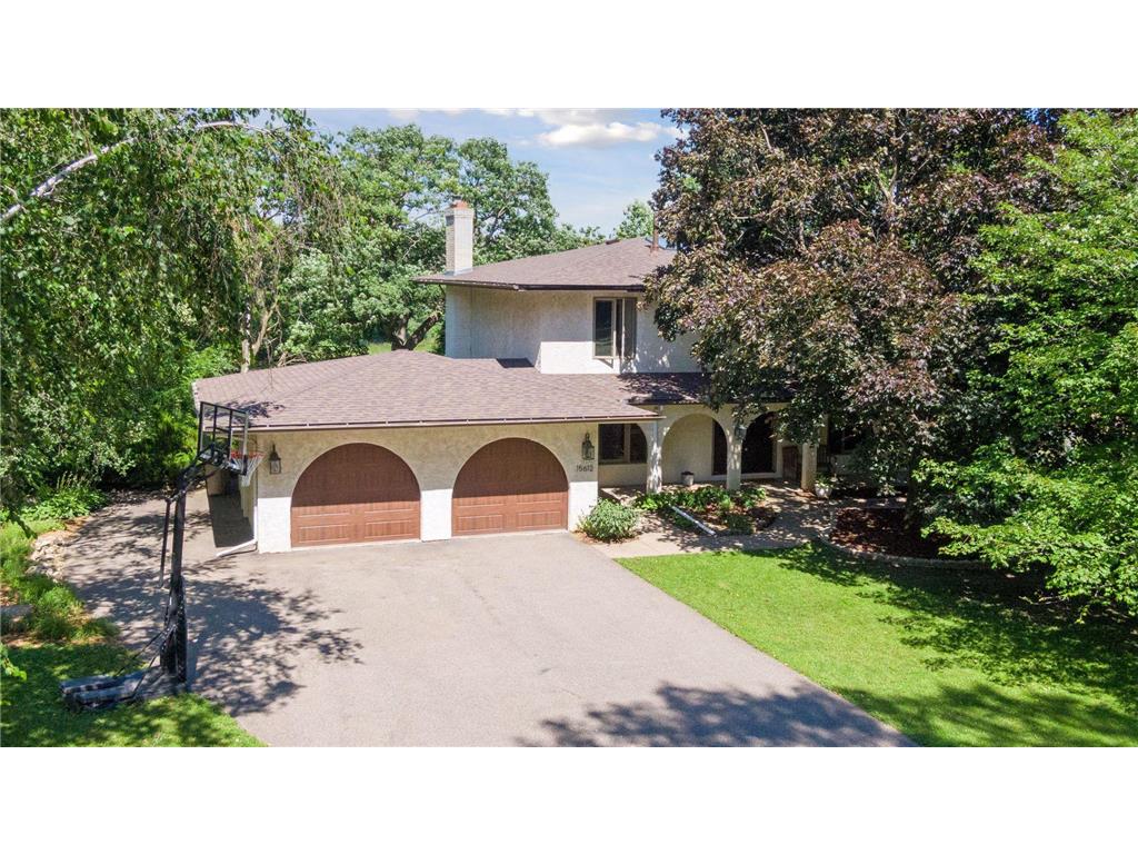 15612 Willowood Drive, Minnetonka, MN, 55345 | MLS: 6566817 | Edina Realty