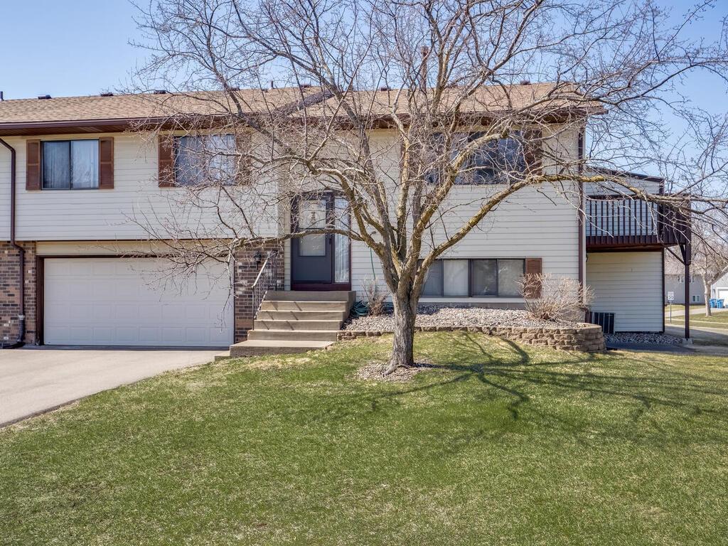 15722 Griffon Court, Apple Valley, MN, 55124 | MLS: 6694255 | Edina Realty