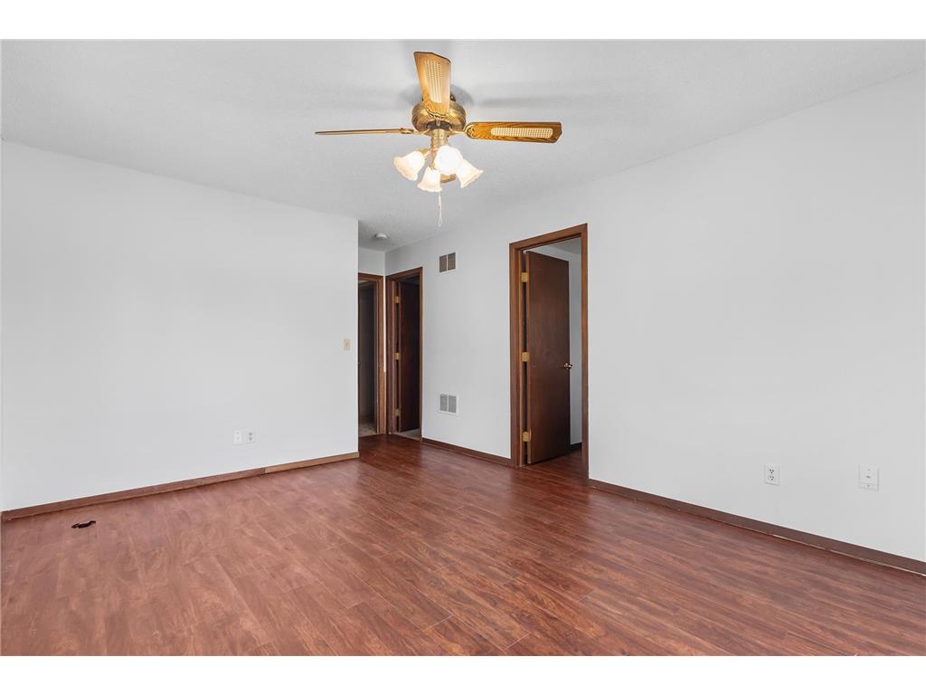 15722 Griffon Court, Apple Valley, MN, 55124 | MLS: 6777654 | Edina Realty