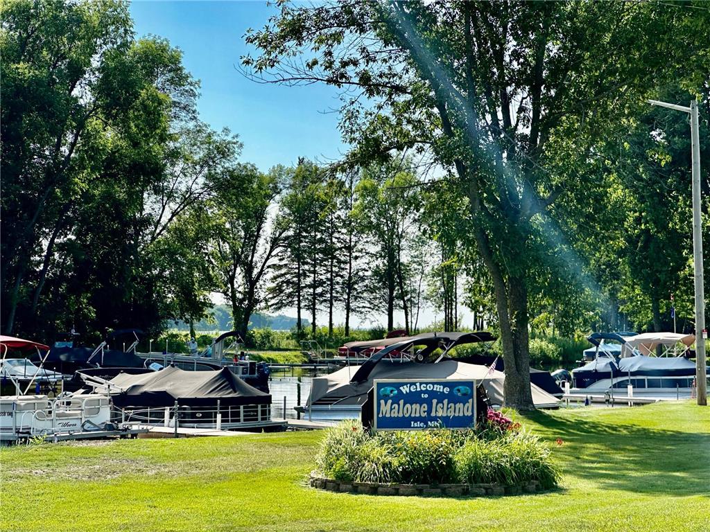 1575 White Cloud Drive S, Isle, MN, 56342 | MLS: 6513068 | Edina Realty