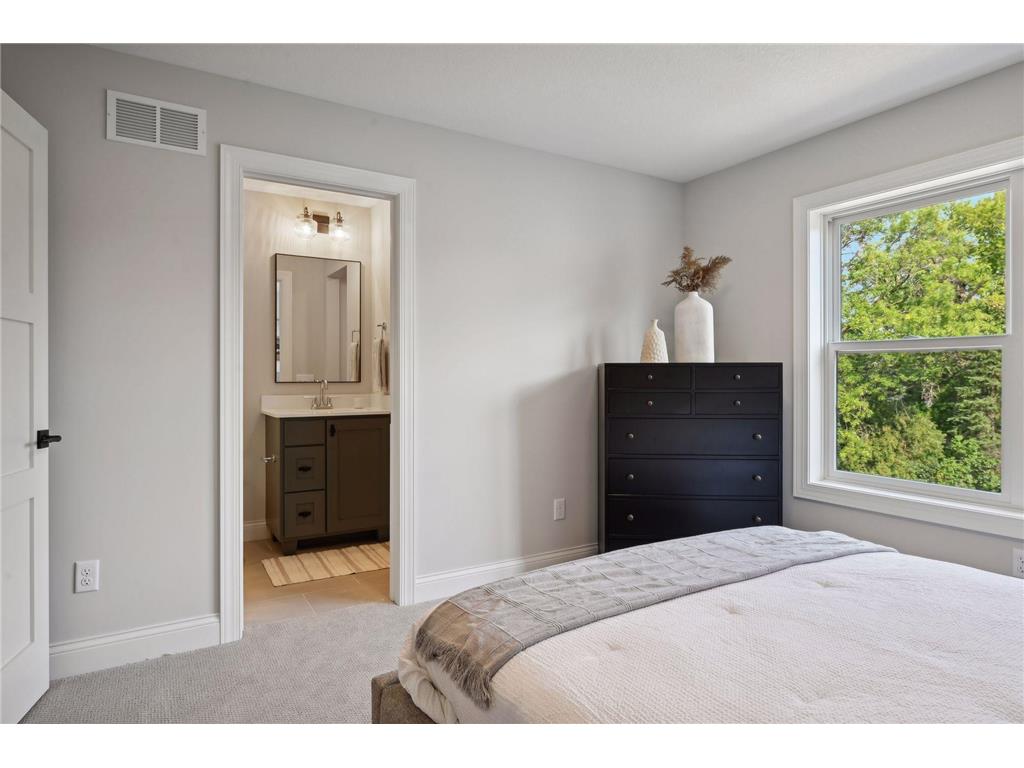 15850 44th Avenue N, Plymouth, MN, 55446 | MLS: 6644143 | Edina Realty