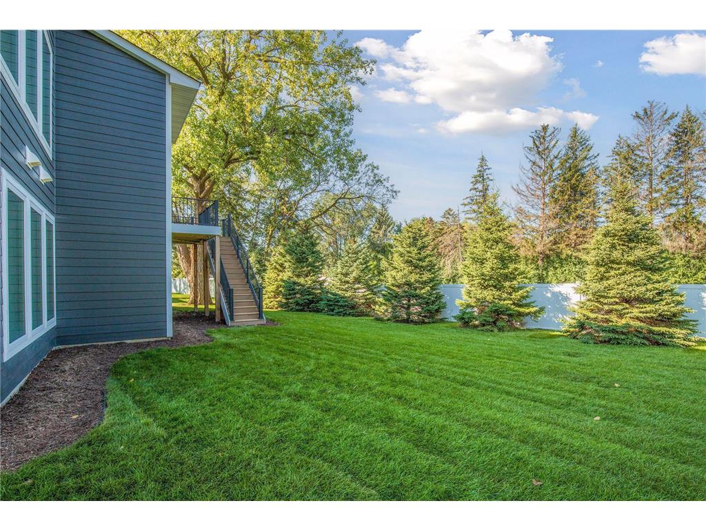 15850 44th Avenue N, Plymouth, MN, 55446 | MLS: 6644143 | Edina Realty