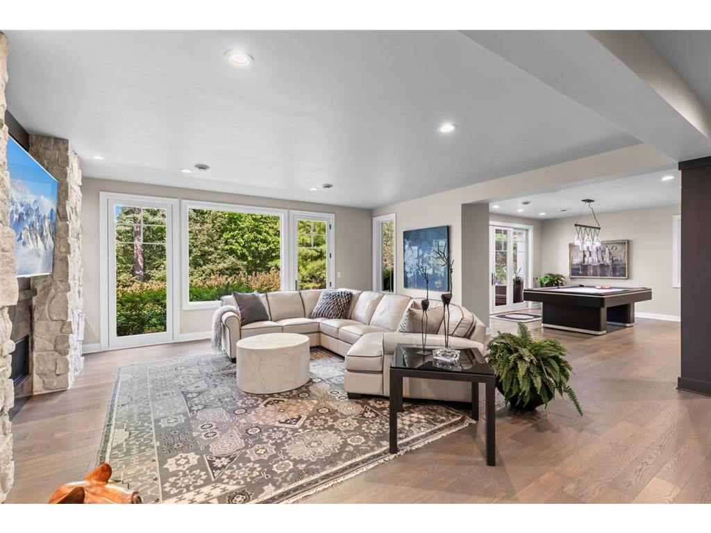 1595 Locust Hills Circle, Wayzata, MN, 55391 | MLS: 6745962 | Edina Realty