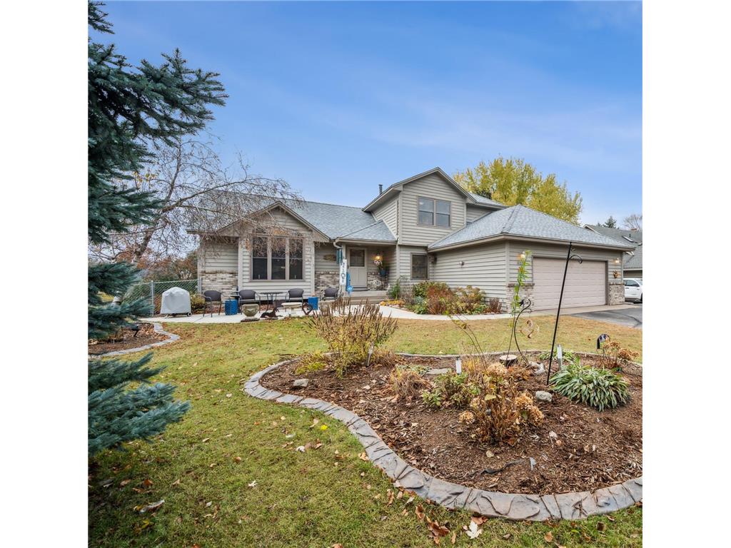 16025 Inglewood Drive, Lakeville, MN, 55044 | MLS: 6625900 | Edina Realty