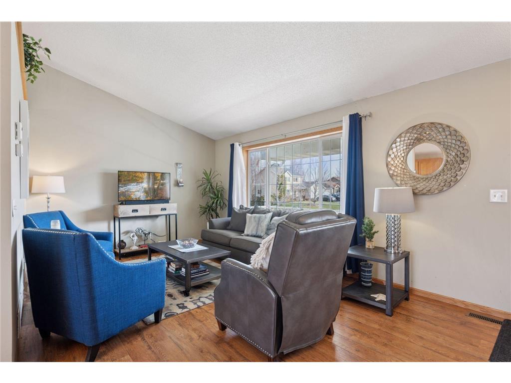 1607 Maple Avenue, Buffalo, MN, 55313 | MLS: 6721885 | Edina Realty