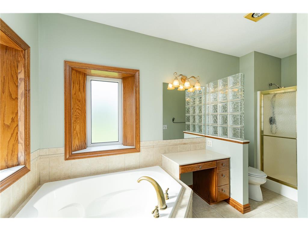 1608 Greystone Lane SW, Rochester, MN, 55902 | MLS: 6744506 | Edina Realty