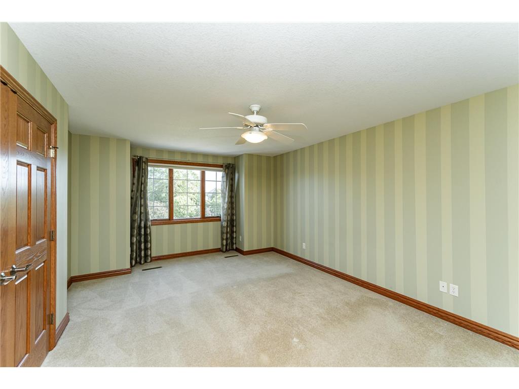 1608 Greystone Lane SW, Rochester, MN, 55902 | MLS: 6744506 | Edina Realty