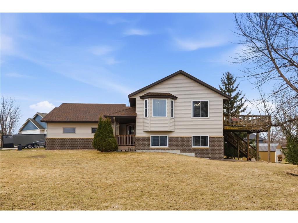 1609 Helen Street, Buffalo, MN, 55313 | MLS: 7043341 | Edina Realty