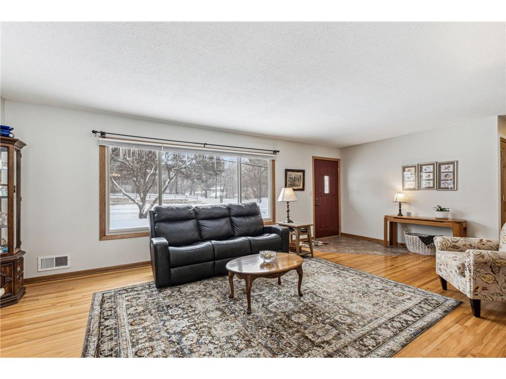 16125 County Road 6, Plymouth, MN, 55447 | MLS: 6510545 | Edina Realty