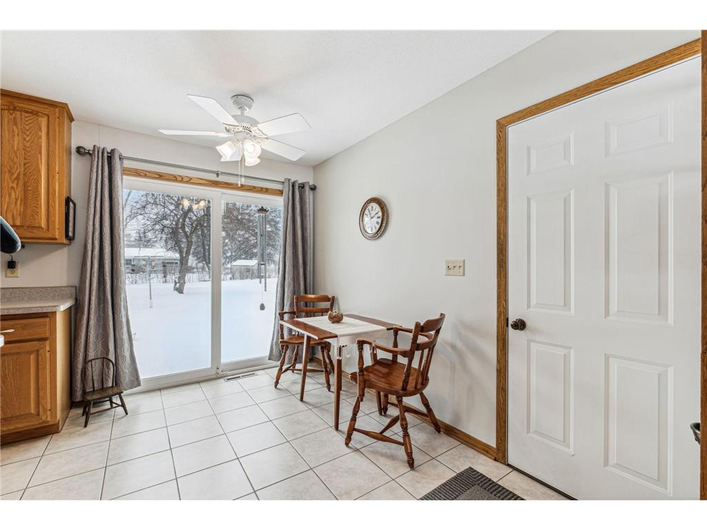16125 County Road 6, Plymouth, MN, 55447 | MLS: 6510545 | Edina Realty