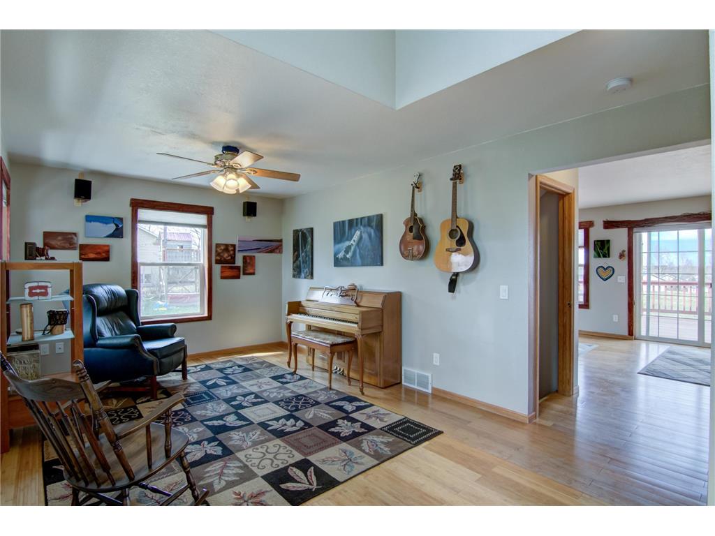 1614 86th Avenue, Hammond, WI, 54015 | MLS: 6546265 | Edina Realty