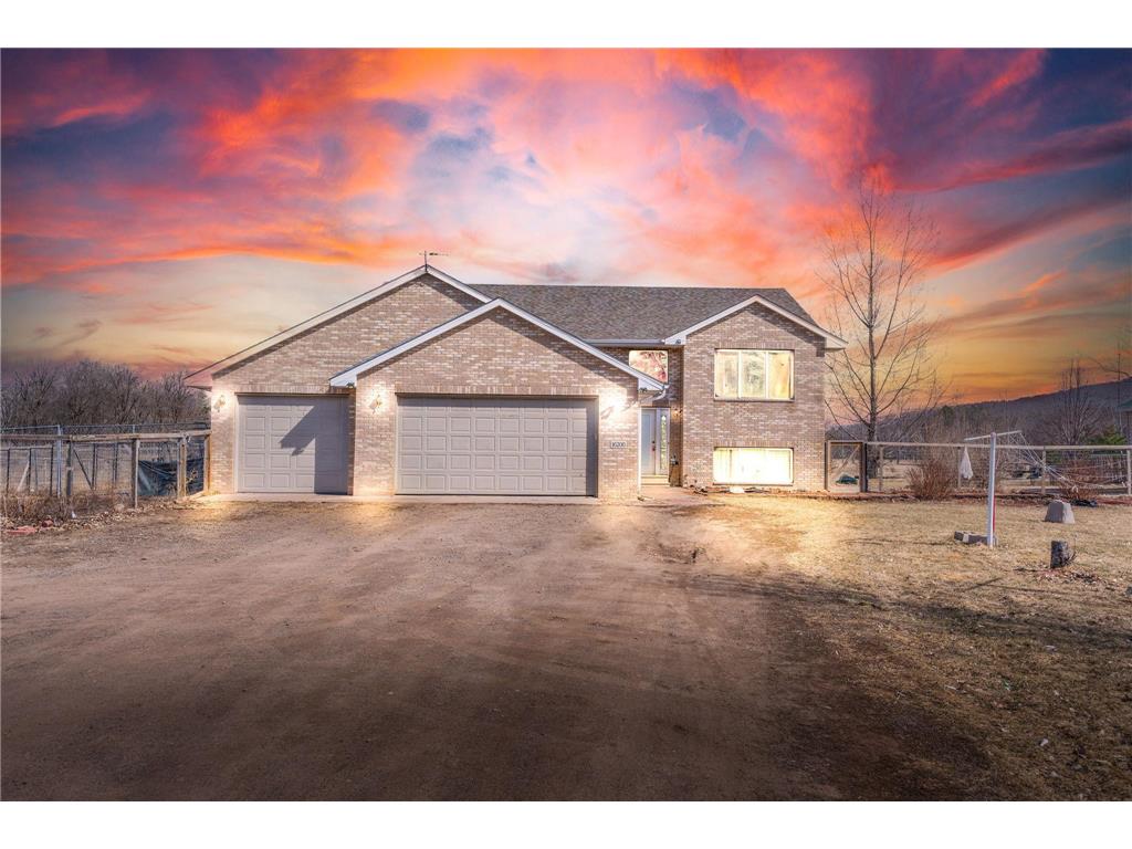 16200 Auburn Road, Grasston, MN, 55030 | MLS: 6689612 | Edina Realty