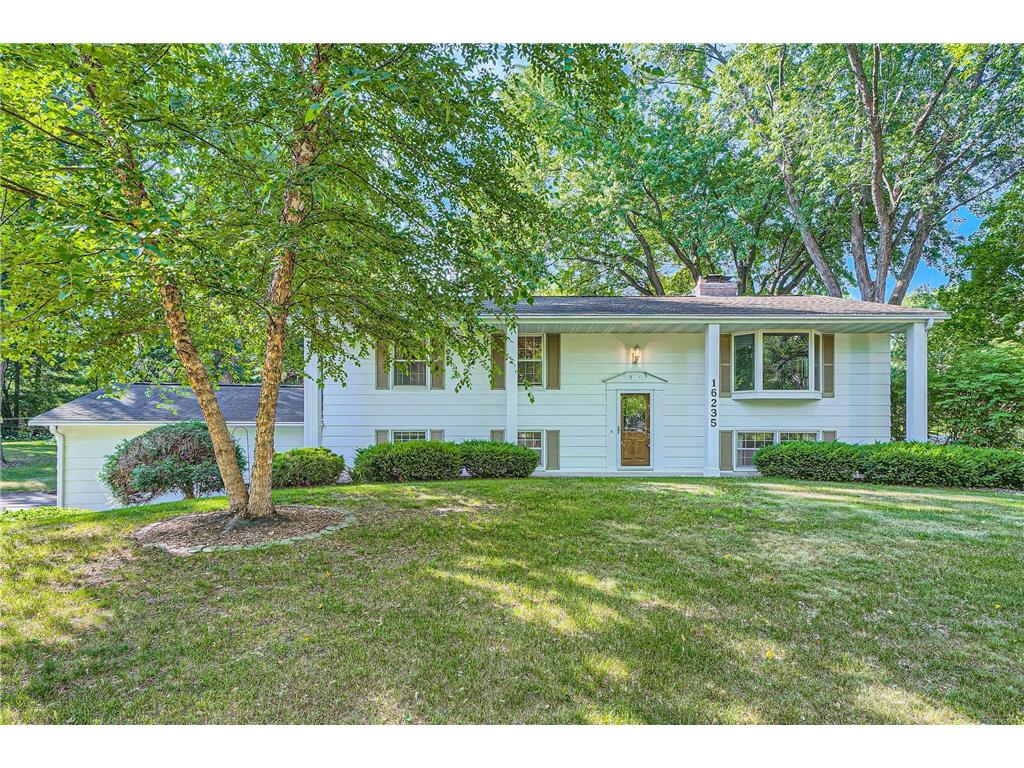 16235 5th Avenue N, Plymouth, MN, 55447 | MLS: 6399987 | Edina Realty
